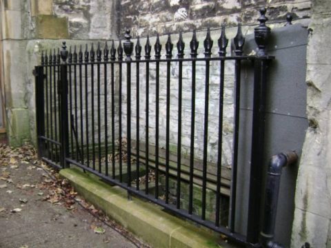 Iron Gates London, Wrought Iron Gates, Cast Iron Gates, Steel Gates ...