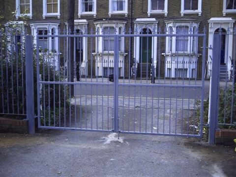 Iron Gates London, Wrought Iron Gates, Cast Iron Gates, Steel Gates ...